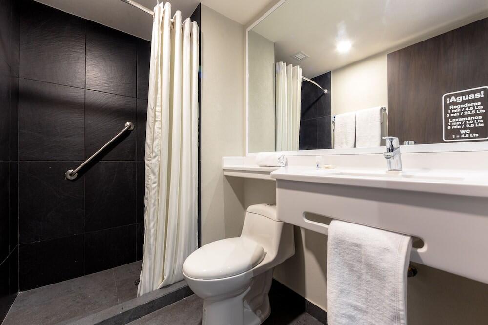 Hotel Comfort Inn Delicias, Ciudad Delicias - Central de Reservas