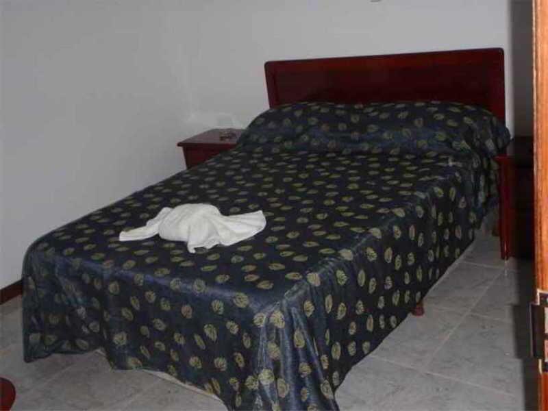 Catimar Puerto Viejo, Catia la Mar - Central de Reservas