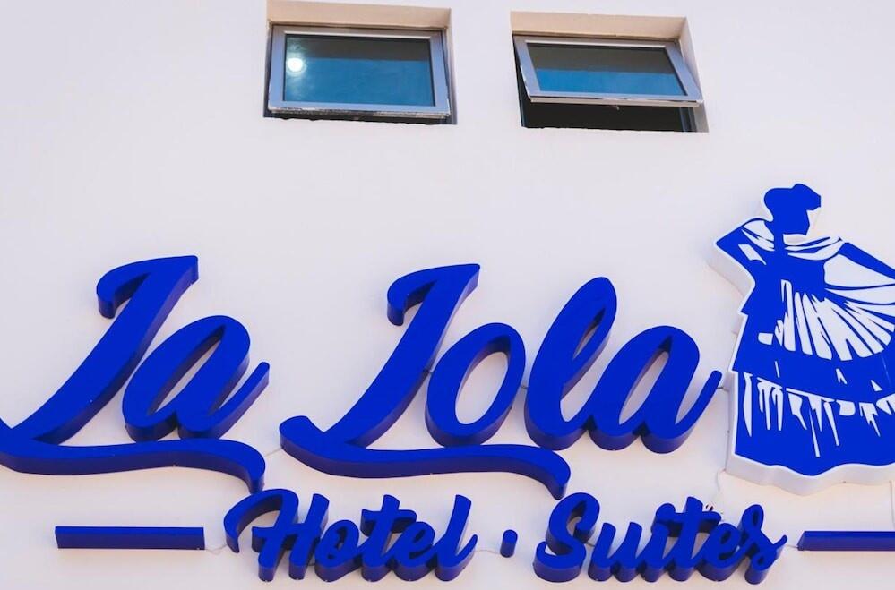 La Lola Hotel & Suites, Mazatlán - Central de Reservas