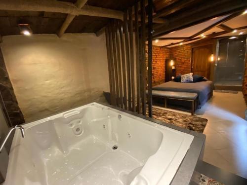 Polylepis Lodge, El Ángel - Central de Reservas