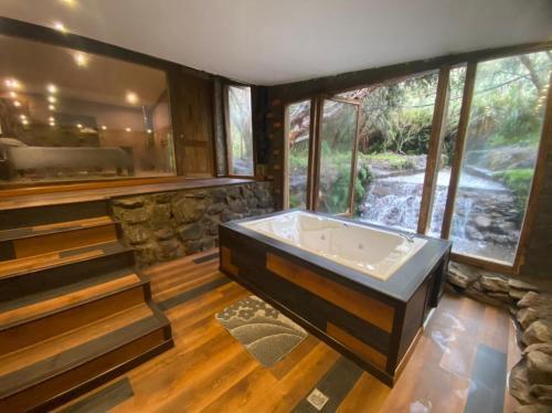 Polylepis Lodge, El Ángel - Central de Reservas