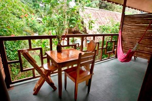 Hotel Blue Conga, Puerto Viejo - Central de Reservas