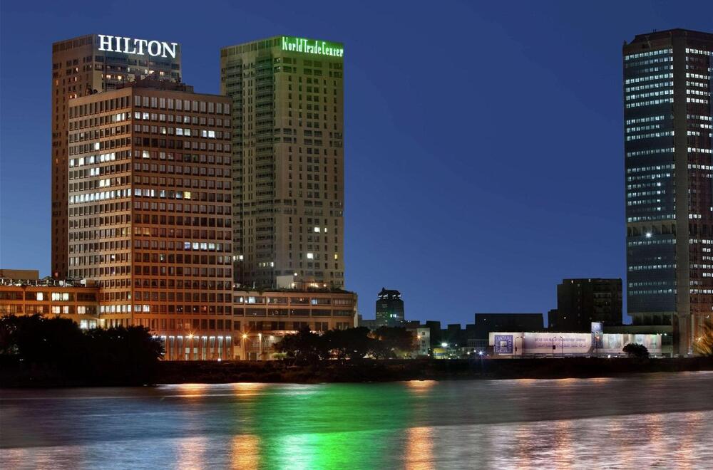 Cairo World Trade Center Hotel & Residences, El Cairo ...
