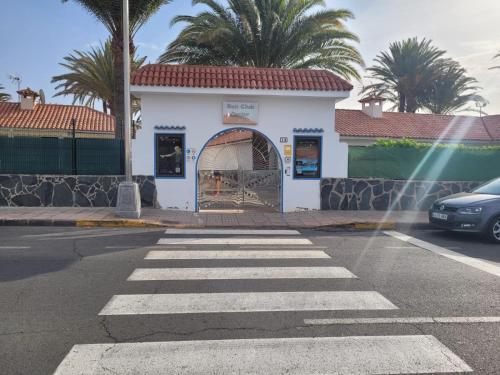 BUNGALOWS SUN CLUB, Maspalomas. Desde 75€ - Central de Reservas