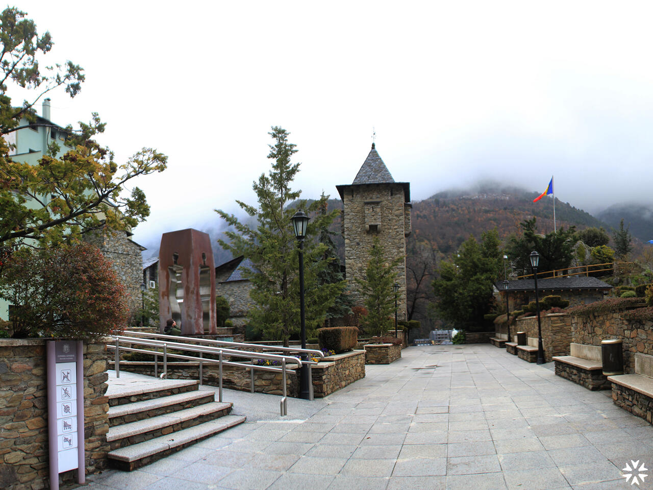 Casa de la Vall, edificio emblemático de Andorra - Central de Reservas